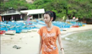 Did Stephanie Floriska revealed real face? Instagram fans speculate ...